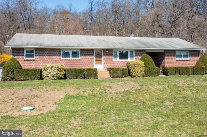 4016 Pricetown Road, Fleetwood PA 19522 for sale by EveryHome Realtors