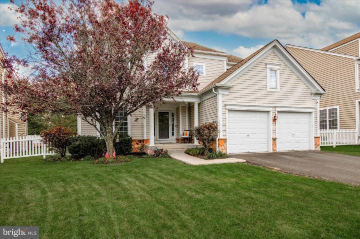 529 Shoemaker Drive, Fountainville PA 18923 for sale by EveryHome Realtors