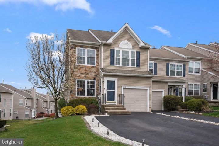 2635 Fallow Hill Lane, Jamison PA 18929 for sale by EveryHome Realtors