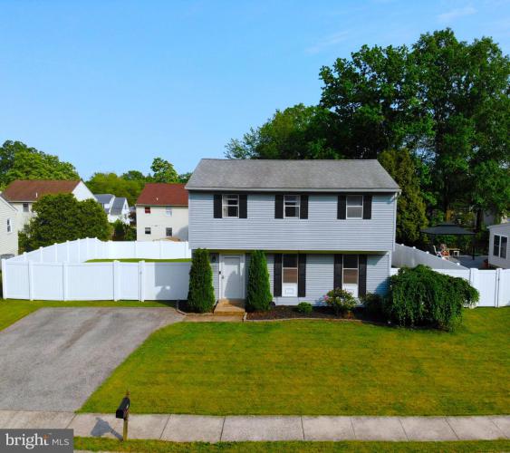 621 Rustic Drive, Perkasie PA 18944 for sale by EveryHome Realtors