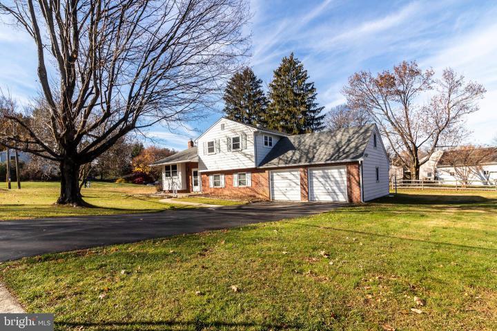 94 Princeton Road, Exton PA 19341 for sale by EveryHome Realtors