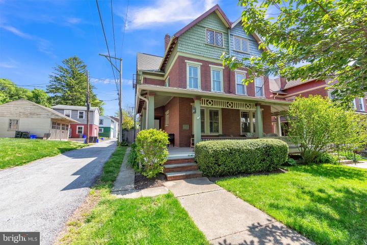 313 N Walnut Street, West Chester PA 19380 for sale by EveryHome Realtors