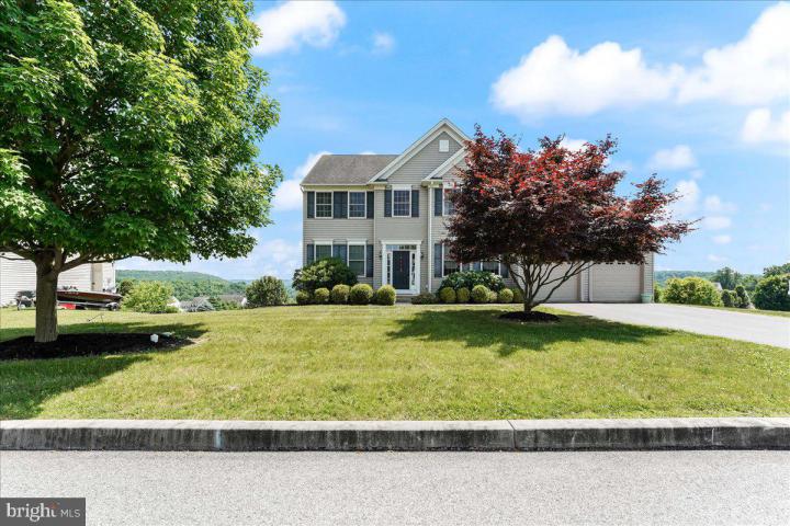 308 Dunbar Drive, Coatesville PA 19320 for sale by EveryHome Realtors
