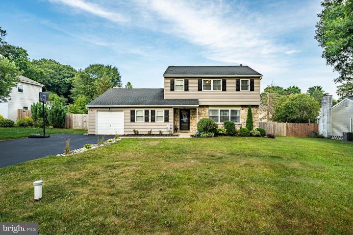 609 Norma Drive, Thorndale PA 19372 for sale by EveryHome Realtors