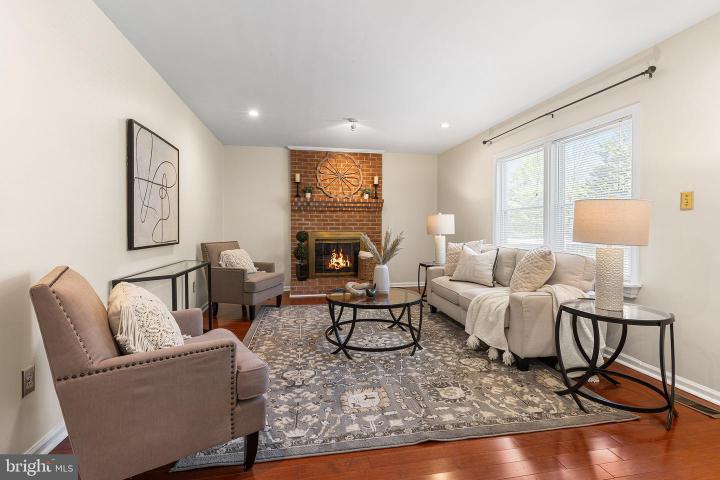 101 Viewpoint Drive, Downingtown PA 19335 for sale by EveryHome Realtors