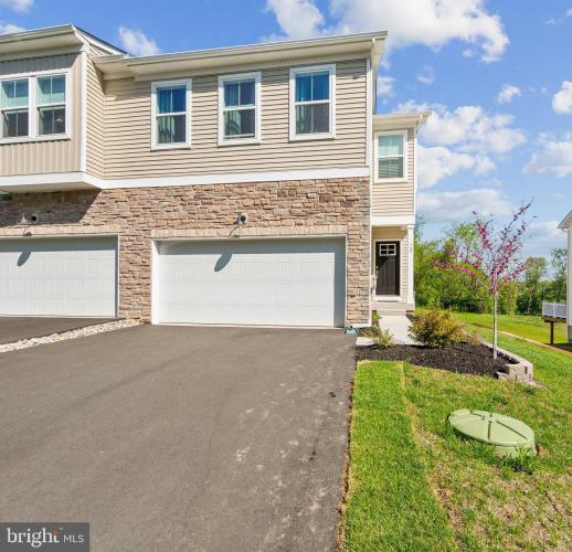 727 Hunsberger Road, Spring City PA 19475 for sale by EveryHome Realtors