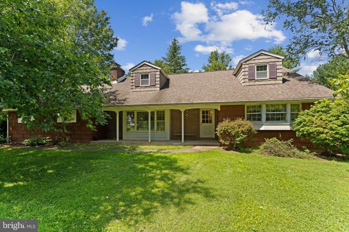 215 Bethel Road, Spring City PA 19475 for sale by EveryHome Realtors