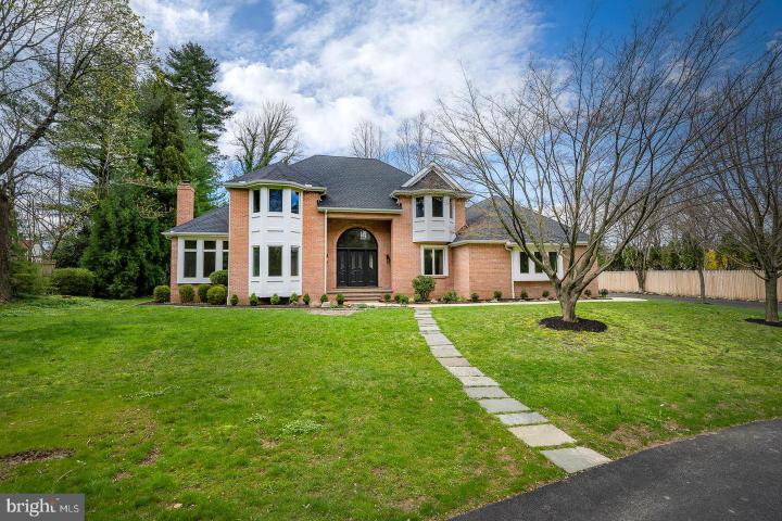 96 Chew Lane, Wayne PA 19087 for sale by EveryHome Realtors