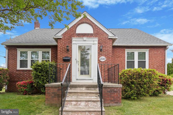 230 Forrest Avenue, Folsom PA 19033 for sale by EveryHome Realtors