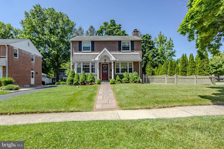 256 James Drive, Havertown PA 19083 for sale by EveryHome Realtors