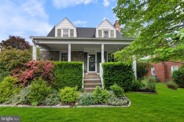 915 Edgewood Drive, Springfield PA 19064 for sale by EveryHome Realtors