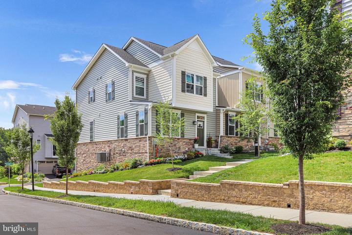 240 Avalon Drive, Media PA 19063 for sale by EveryHome Realtors