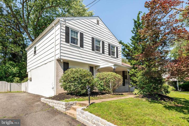 228 David Drive, Havertown PA 19083 for sale by EveryHome Realtors