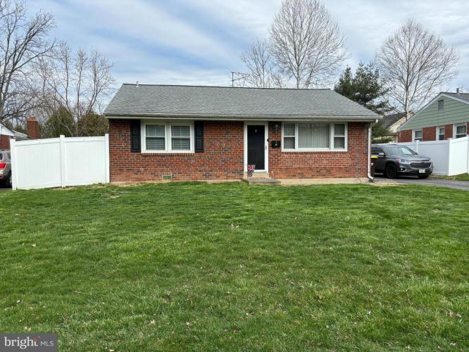 19 Lawnton Road, Norristown PA 19401 for sale by EveryHome Realtors