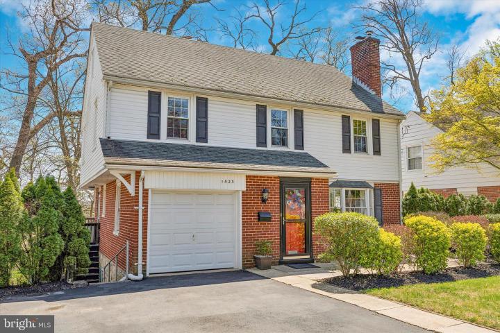 1523 Edge Hill Road, Abington PA 19001 for sale by EveryHome Realtors