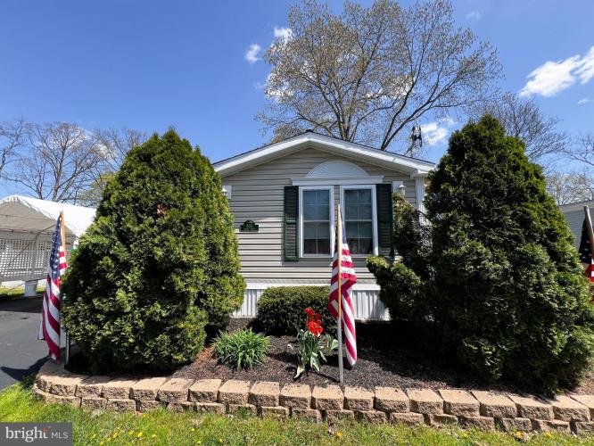 504 Maple Drive, Green Lane PA 18054 for sale by EveryHome Realtors