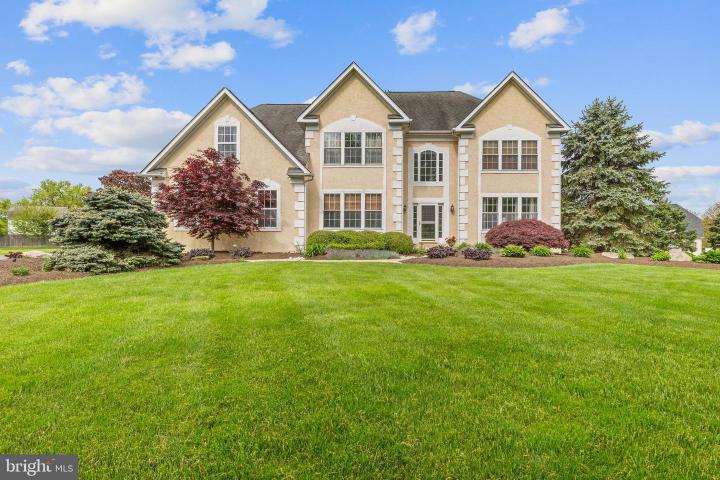 133 Flint Drive, Harleysville PA 19438 for sale by EveryHome Realtors