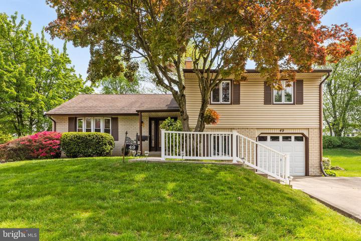 49 Brentwood Drive, Willow Grove PA 19090 for sale by EveryHome Realtors