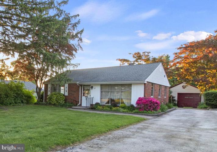 143 Concord Circle, King Of Prussia PA 19406 for sale by EveryHome Realtors