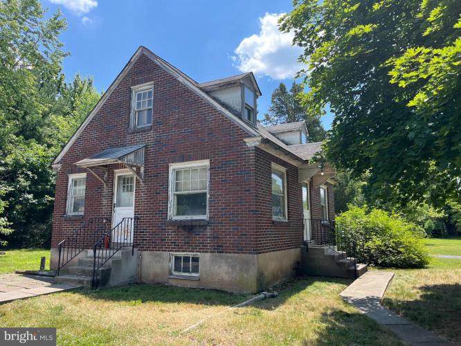 2291 W Walnut Street, Colmar PA 18915 for sale by EveryHome Realtors