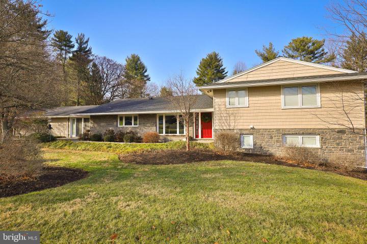 463 Holly Road, Blue Bell PA 19422 for sale by EveryHome Realtors