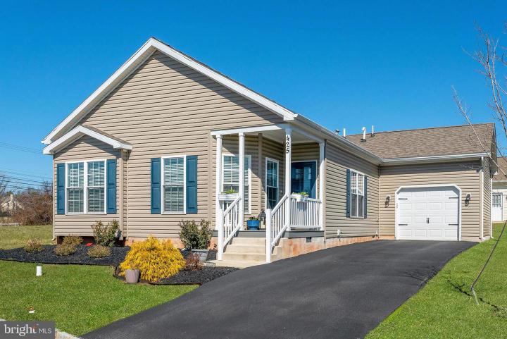 425 Azalea Drive, Blue Bell PA 19422 for sale by EveryHome Realtors