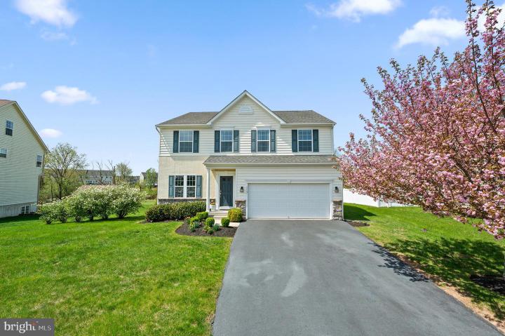 117 Garnet Drive, Gilbertsville PA 19525 for sale by EveryHome Realtors