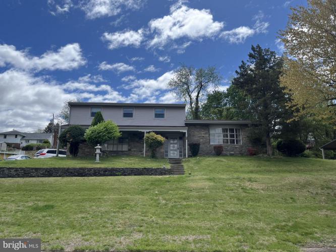 7757 Green Valley Road, Wyncote PA 19095 for sale by EveryHome Realtors