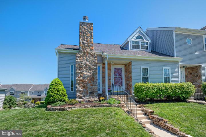 707 Spice Bush Lane, Ambler PA 19002 for sale by EveryHome Realtors