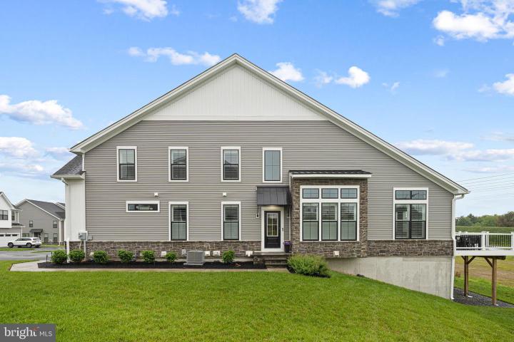 71 Tamarack Circle, Eagleville PA 19403 for sale by EveryHome Realtors