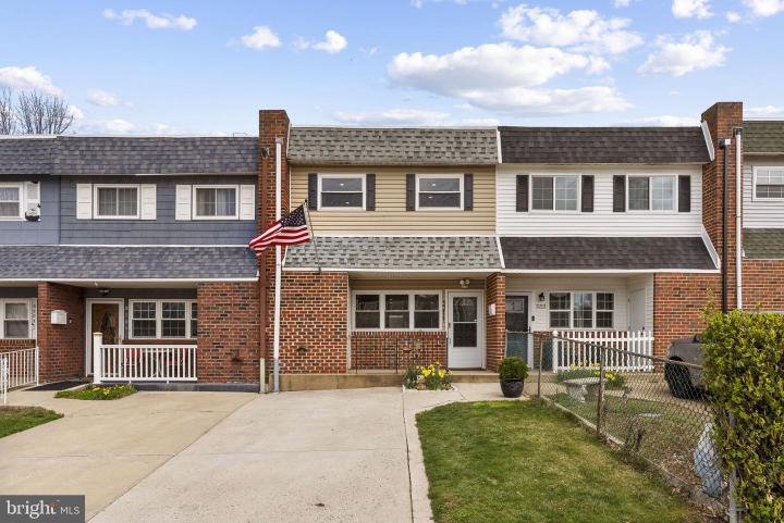 3211 Fairdale Road, Philadelphia PA 19154 for sale by EveryHome Realtors